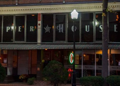 Echo Charlie’s Bayside Restaurant - Land Between the Lakes Guide